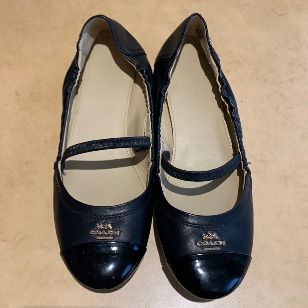Coach Camilla Buff Calf/Pat Black Flat Size 7 M New I… - Gem